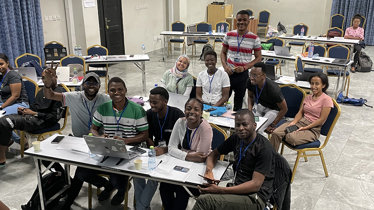 Janelia postdocs help organize course in Ghana | Janelia Research Campus